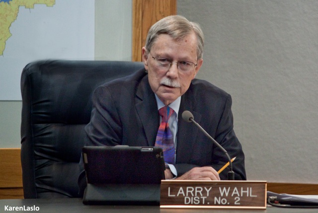 Non-sanctuary resolution dies at county meeting - ChicoSol News